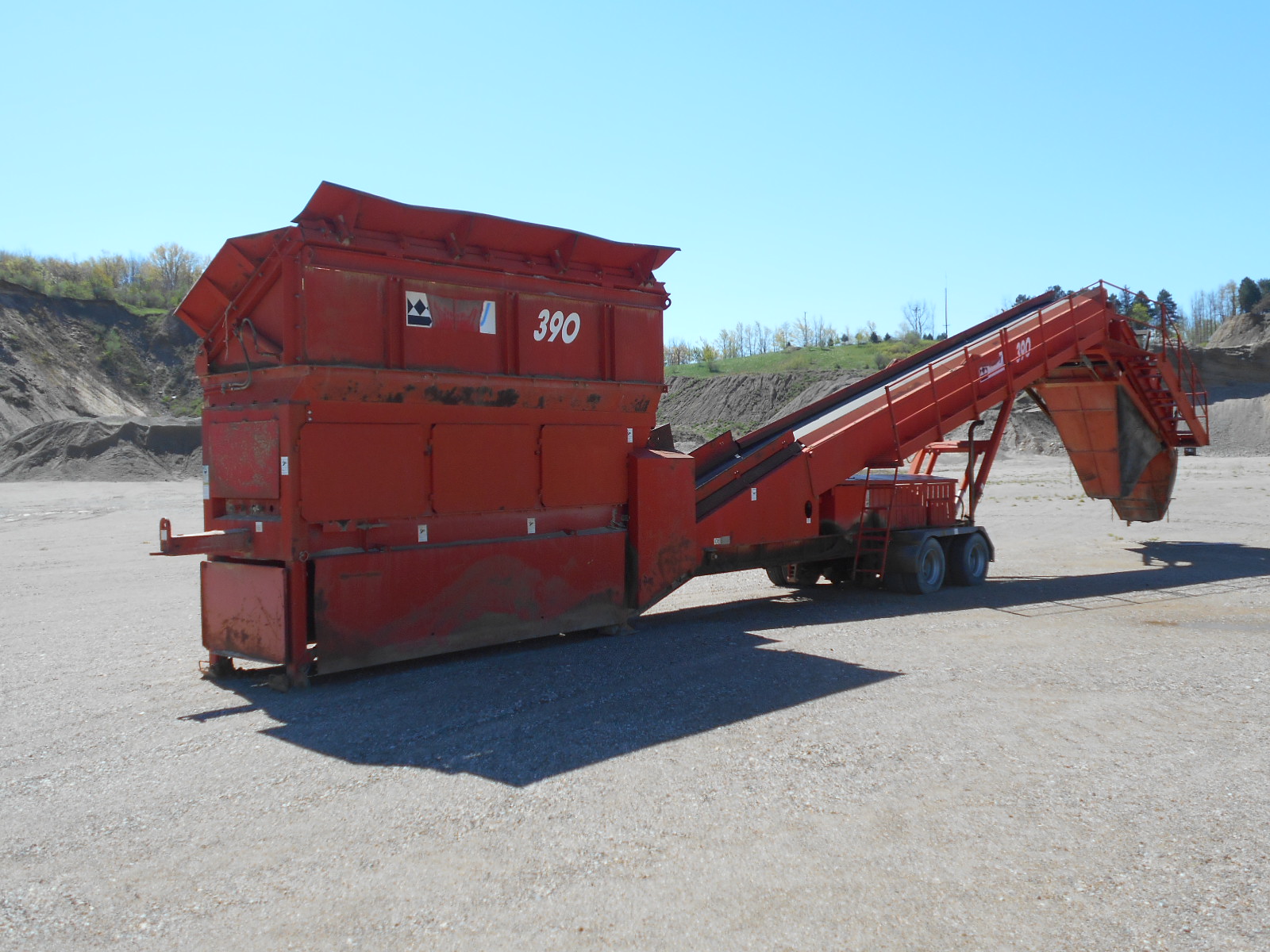 Finlay 390 | HiPoint Aggregate Equipment LLC