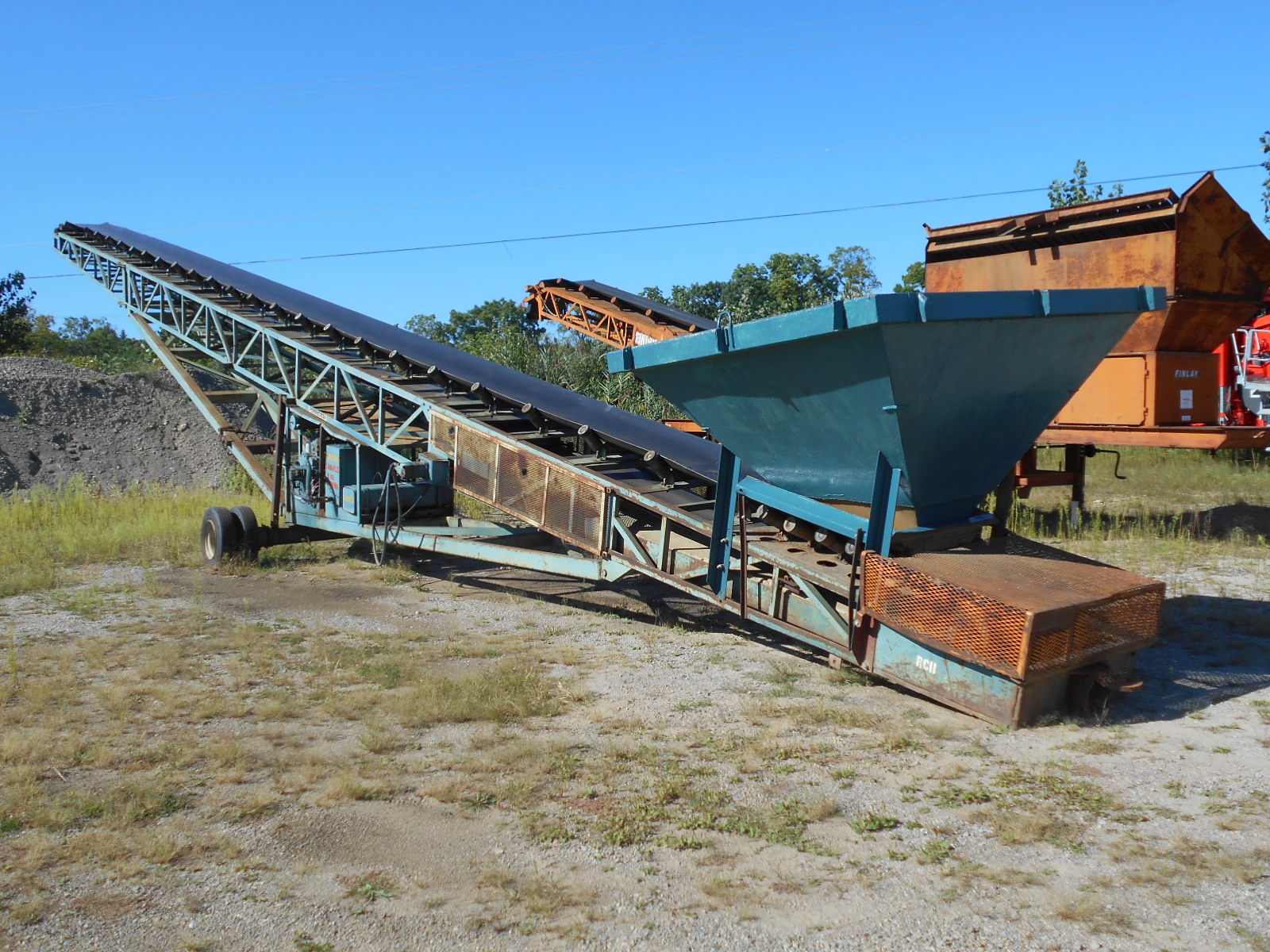 Powerscreen 30×80 stacker | HiPoint Aggregate Equipment LLC